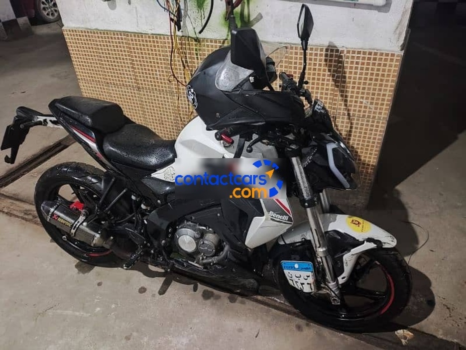 Benelli 200s - بينيلي مستعمل للبيع | كونتكت كارز