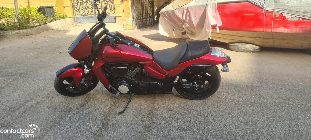 red candy M109R 2021 .STOCK 3500 MILE - Suzuki Used for sale | Contactcars