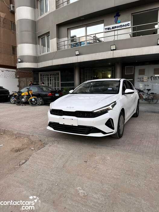 Kia Grand Cerato 2024 White New in Benha (0cfca966ceee)