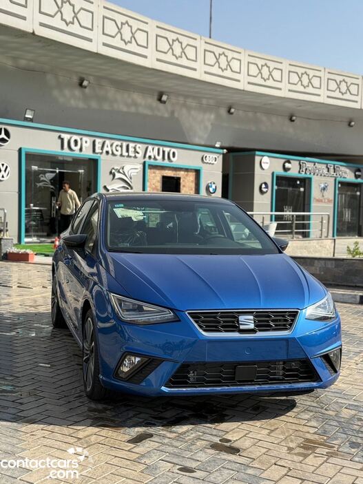 سيات ابيزا 2025 أزرق جديدة في مدينة نصر (999740e524cb)