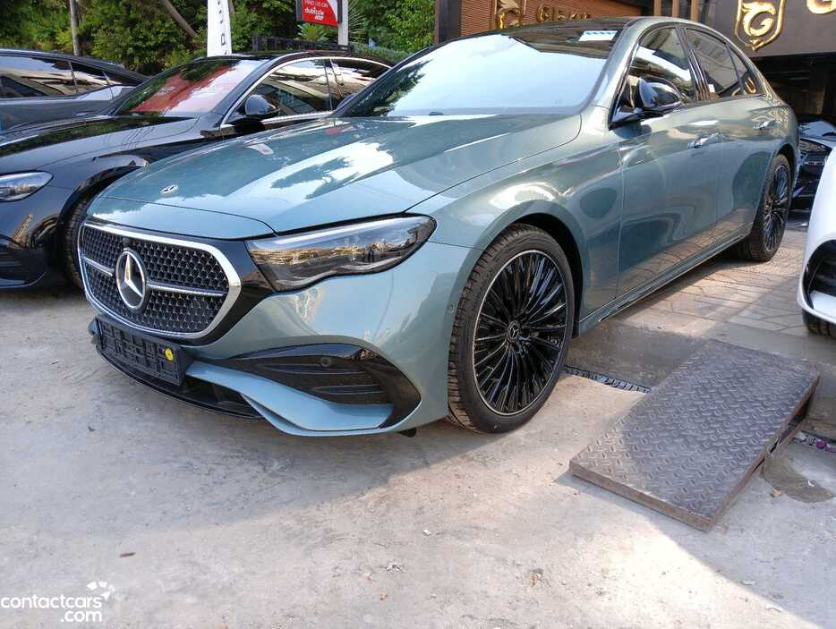 Mercedes E200 2024 Turquoise New in Heliopolis (055a5a404371)