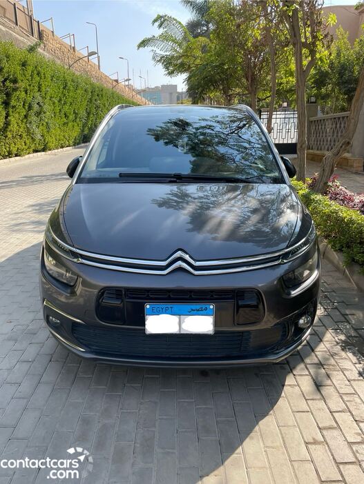 Citroen C4 spacetourer - ستروين مستعملة للبيع | كونتكت كارز
