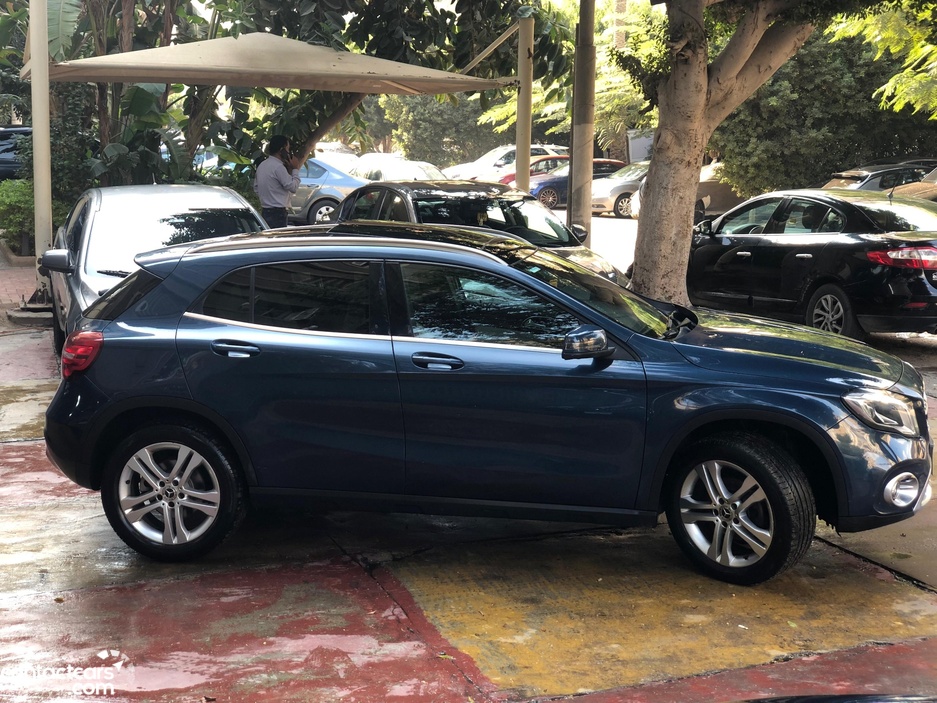 Mercedes GLA 200 2019 Navy Blue Used in New Cairo & 5th Settlement ...