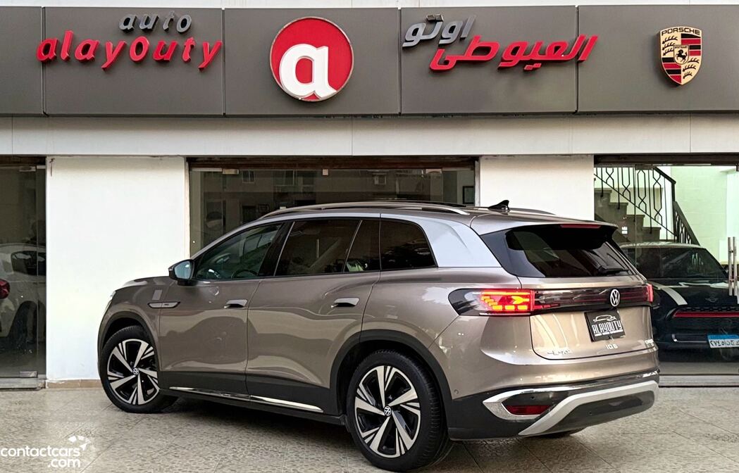 Volex VAGEN ID6 PRO 2022 - فولكس فاجن مستعملة للبيع | كونتكت كارز